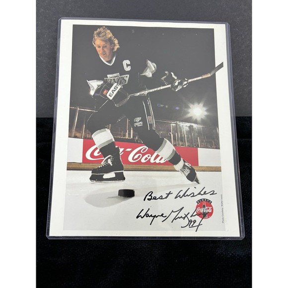 Accessories | Wayne Gretzky Autograph 8x1 Photograph La Kings Cocacola ...